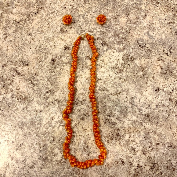 Aboriginal | Jewelry | Vintage Orange Aboriginal Shell Necklace And ...